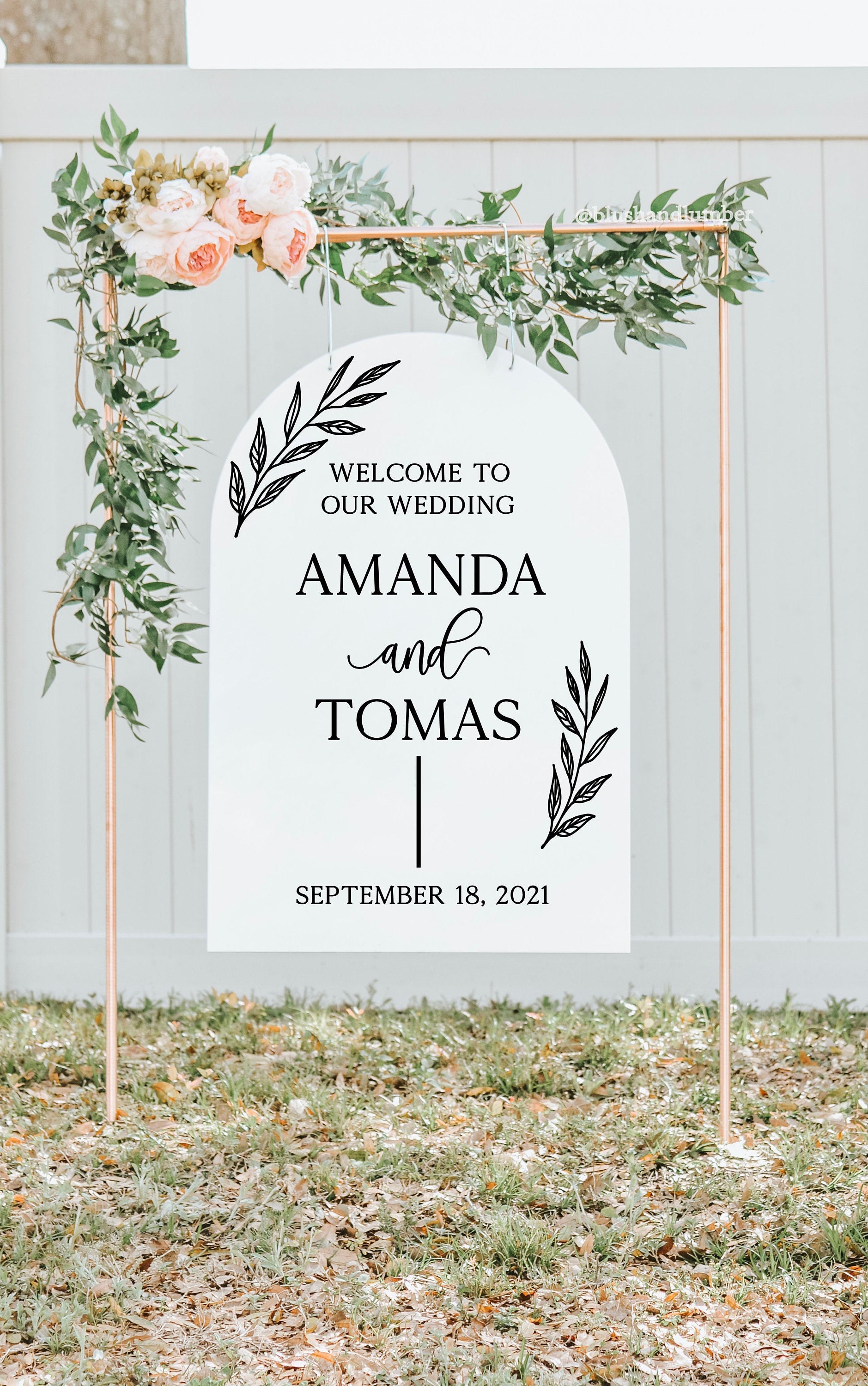 Solid Painted Back Arch Welcome Sign - WS29 – Blush and Lumber
